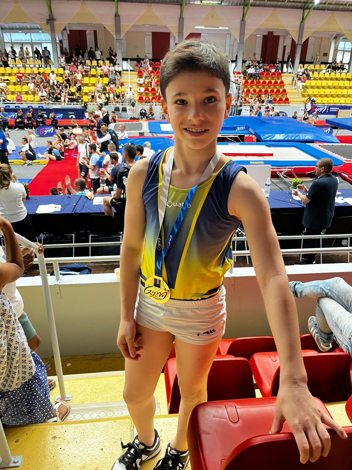 Carnet : Simon Cohen champion de France de trampoline – Les Amis ...